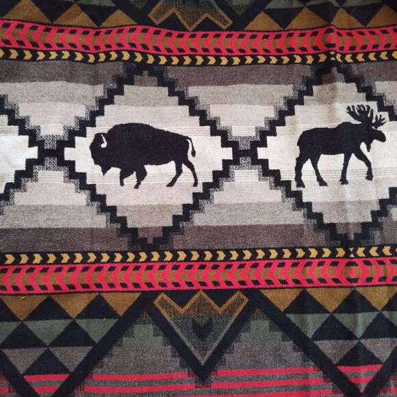 Pendleton | Bedding | Pendleton Lost Trail King Blanket | Poshmark